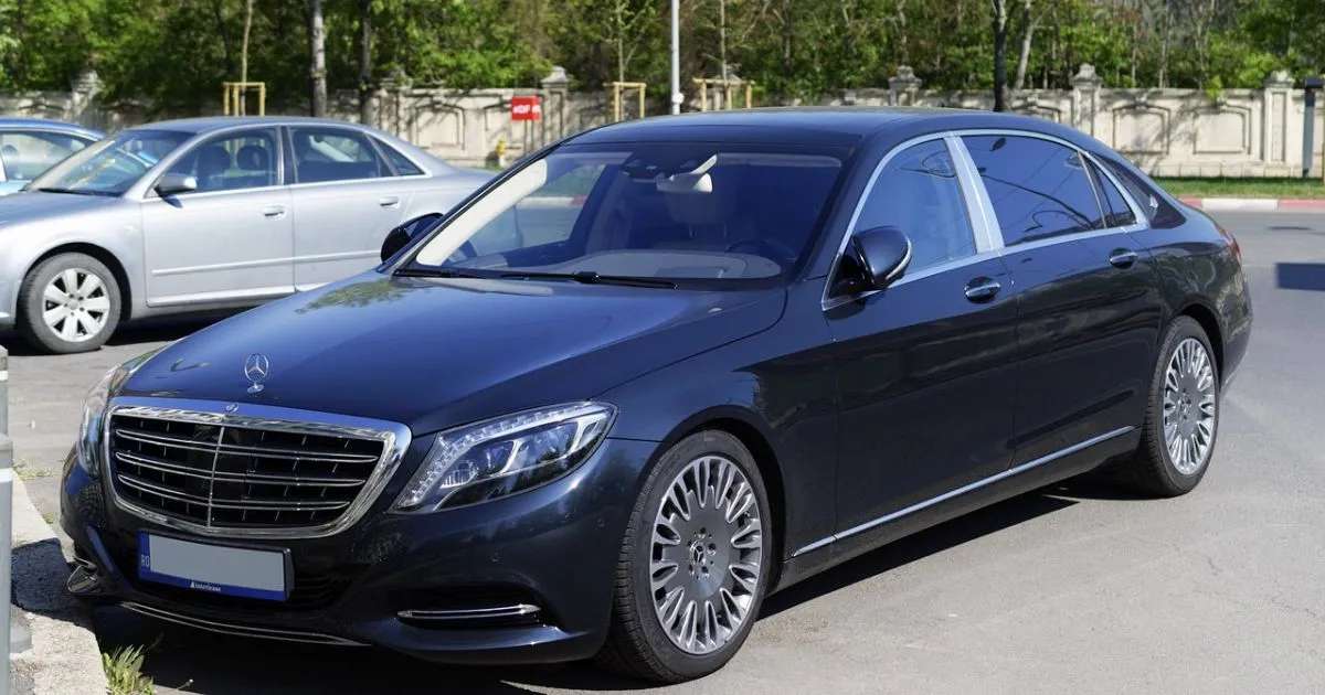 Rent Parking Near Me in 1719 N Main St, Santa Ana, CA 92706, United ...